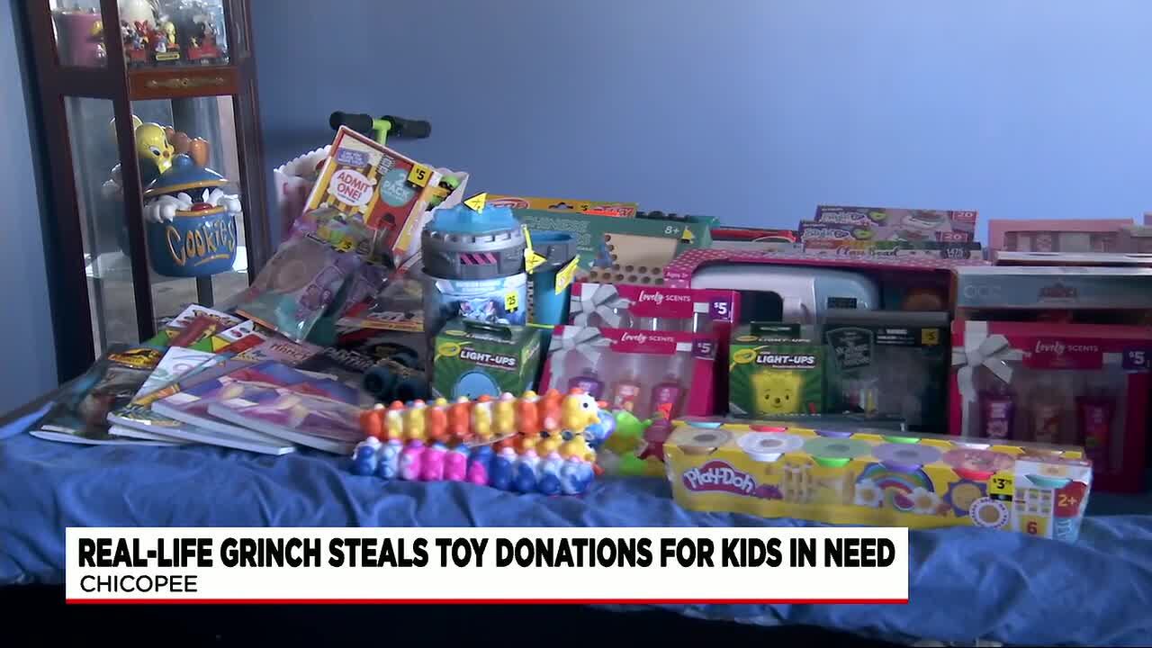 Couple with holiday toy drive in shock after getting ‘Scrooged’
