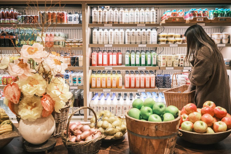 Swanky new NYC grocer facing death threats over insane prices — but has ...