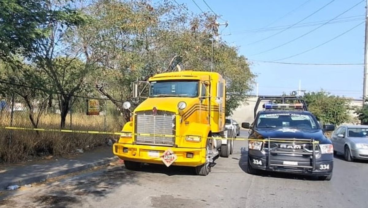 Recuperan en Monterrey un tráiler que fue robado en Salinas Victoria