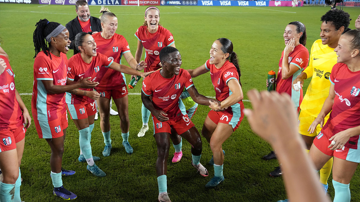 Temwa Chawinga makes history as 1st back-to-back NWSL MVP