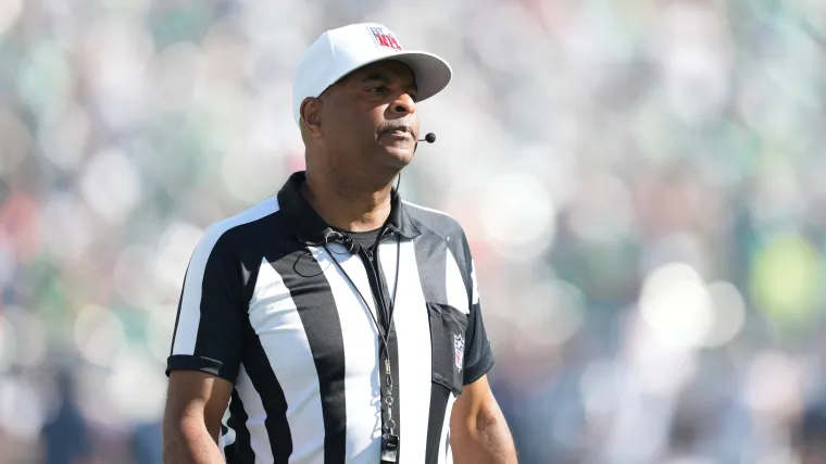 NFL referee Adrian Hill injury: Head official leaves Bills-Texans with ...