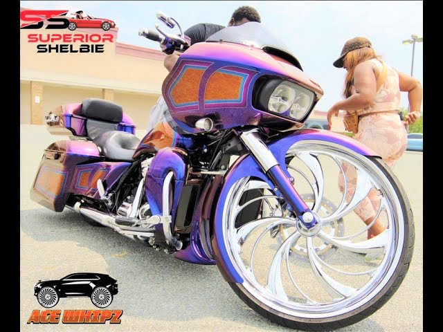 Dodge Magnum on 30s And A Custom RoadGlide Harley-Davidson Bike on 30"s
