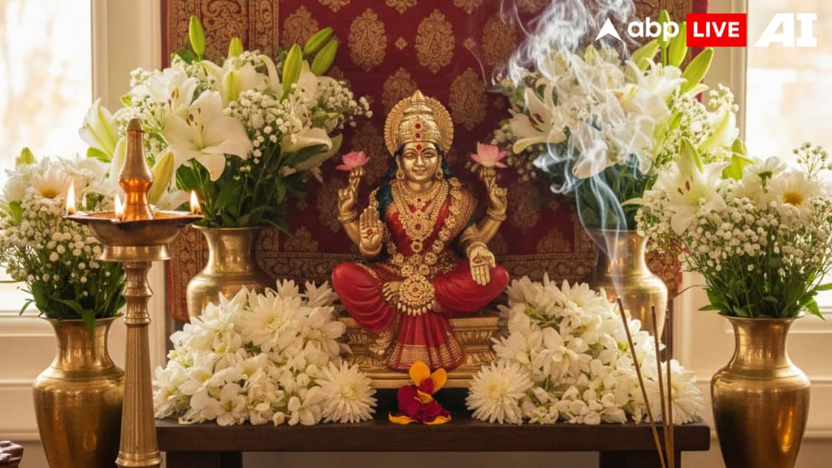 Friday Puja: Why Worshipping Goddess Lakshmi On Fridays Is Believed To ...