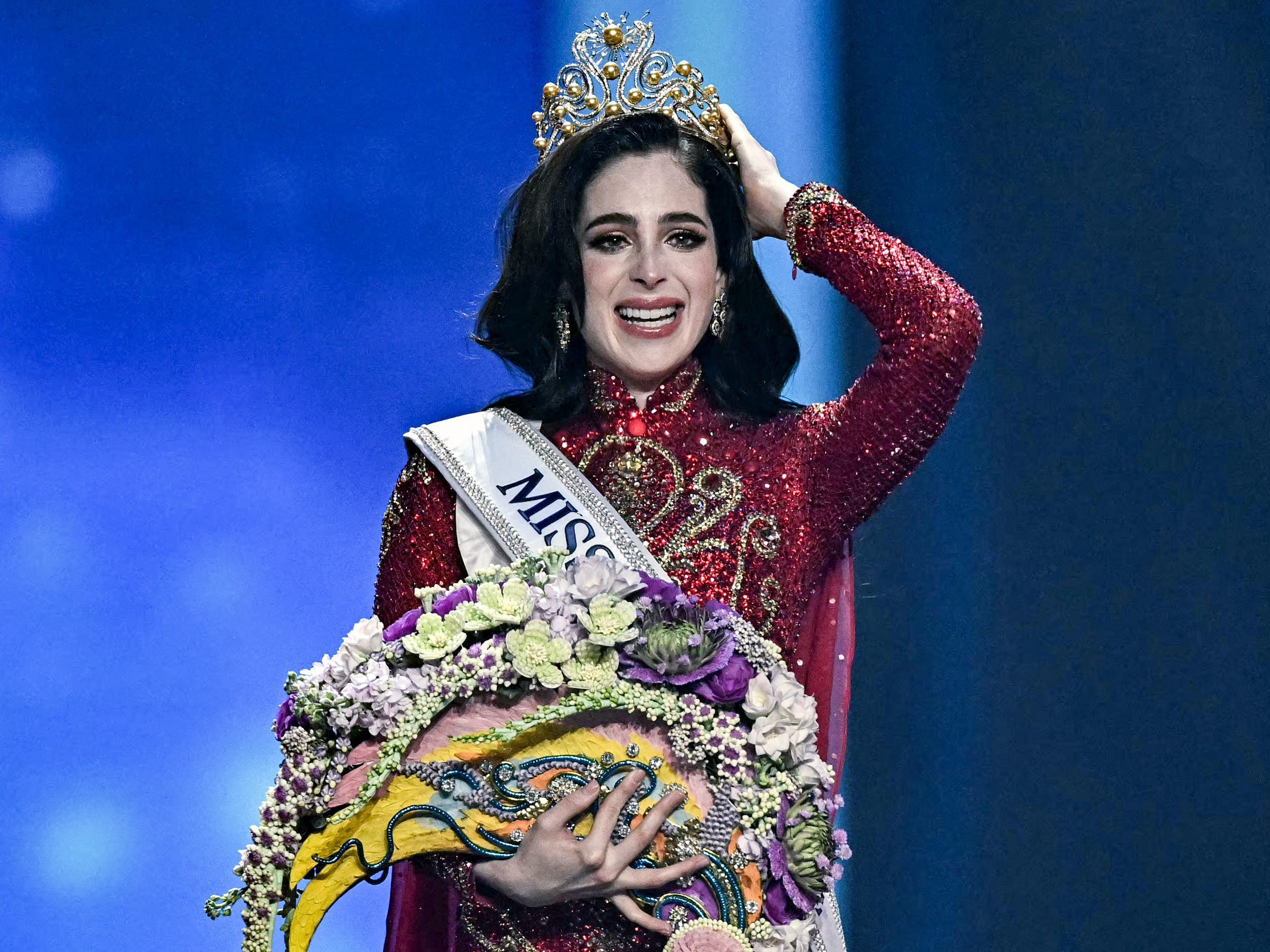 Miss Mexico wins Miss Universe weeks after standing up to the pageant's ...