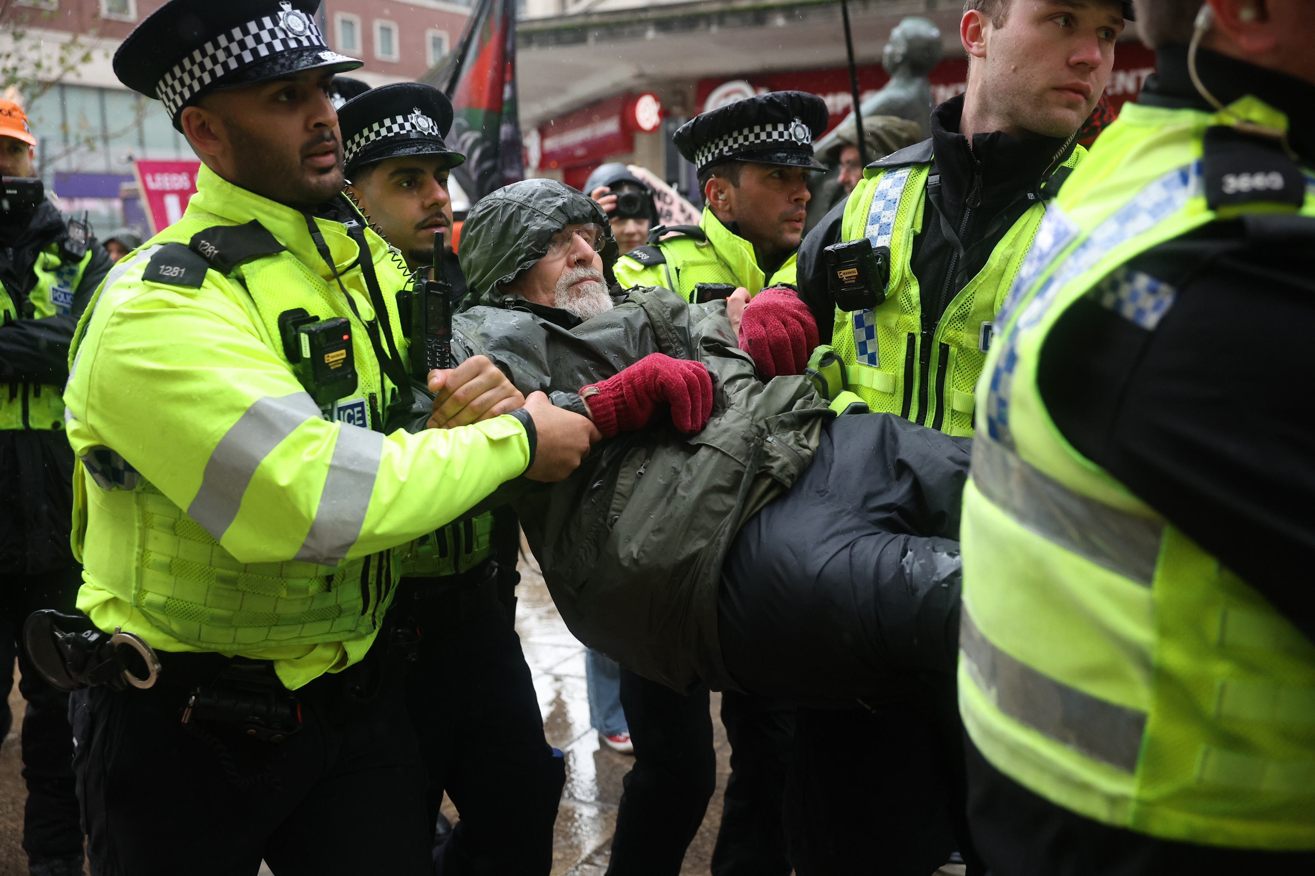 Police must end Palestine Action arrests, says former UK counter-terror ...