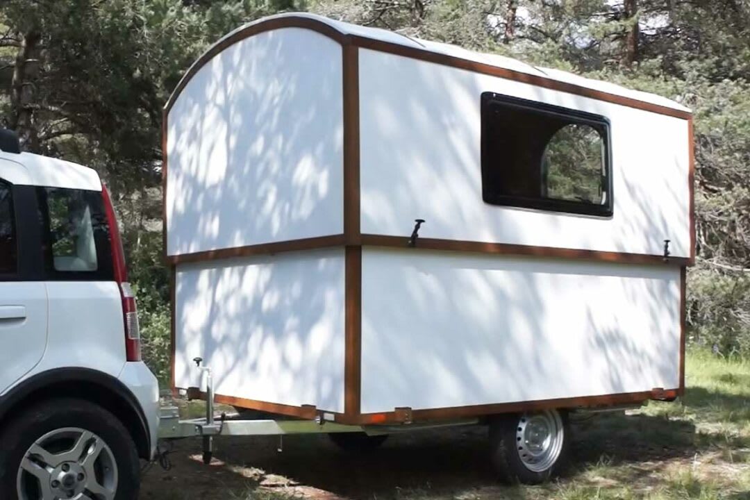 Sortez vos outils, voici un tutoriel pour fabriquer une mini-caravane ...