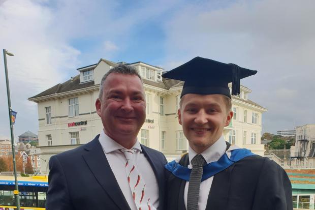 Man shares how hospice care granted his father's dying wish for Christmas