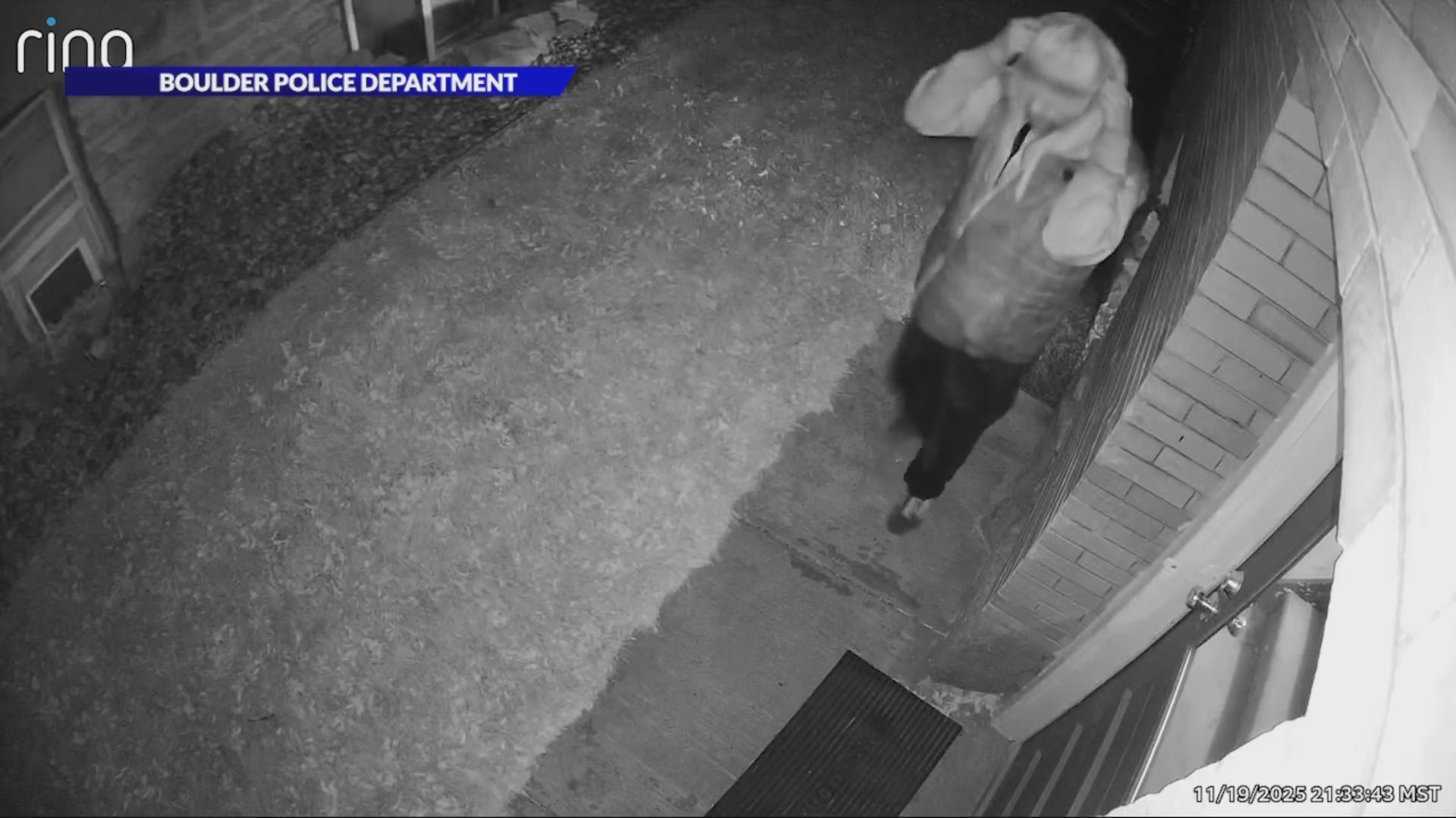 Police warn of ‘prowler’ seen peering into women’s home on Boulder’s ...