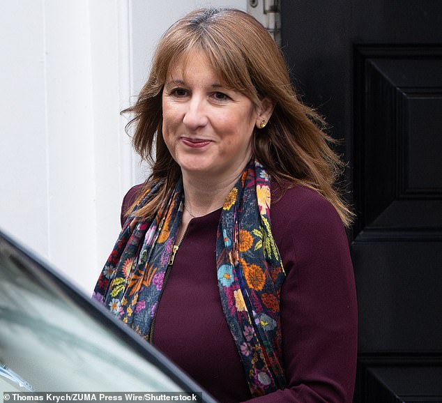 Fresh blow for Rachel Reeves ahead of next week's Budget as Government ...
