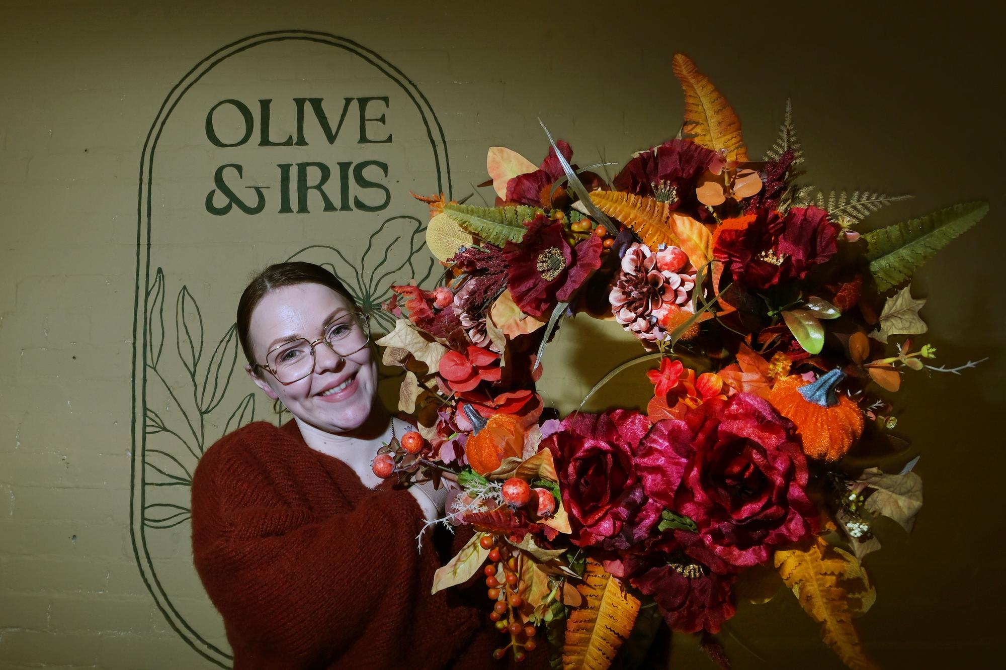 An acclaimed Wigan florist is now launching a new creative workshop and is hosting an open day ...
