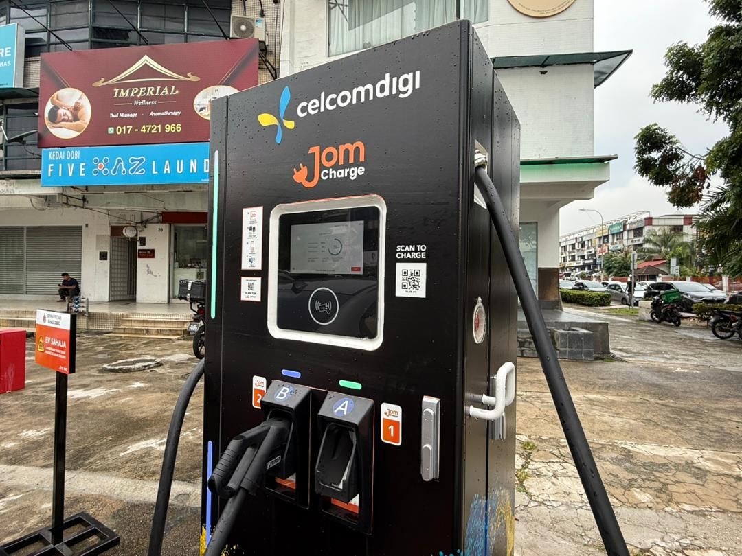 JomCharge deploys 100kW DC and 11kW AC EV charge points at Desa Sri ...