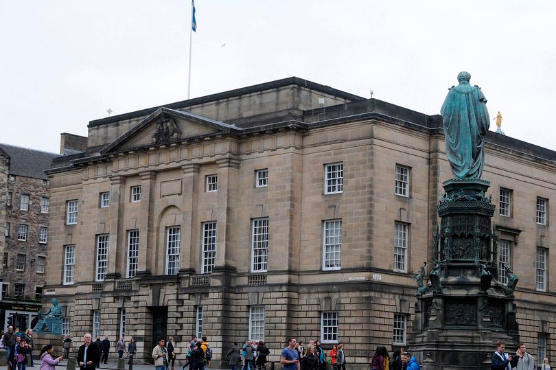 Stirling driver told prison "inevitable" after crash which killed three