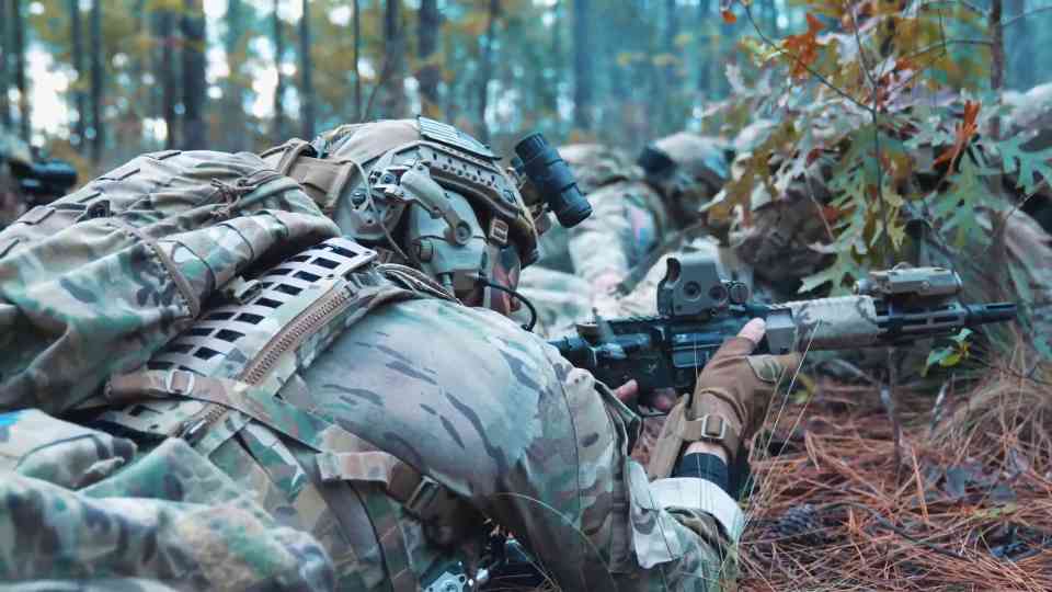 Green Berets Execute Ambush and Raid Scenarios