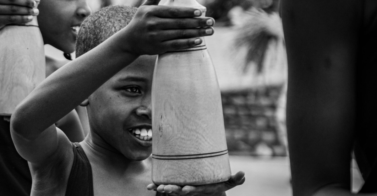 Meghan’s Over-the-Top Charity Trip Declared “Most Excessive” – 2,000 ...