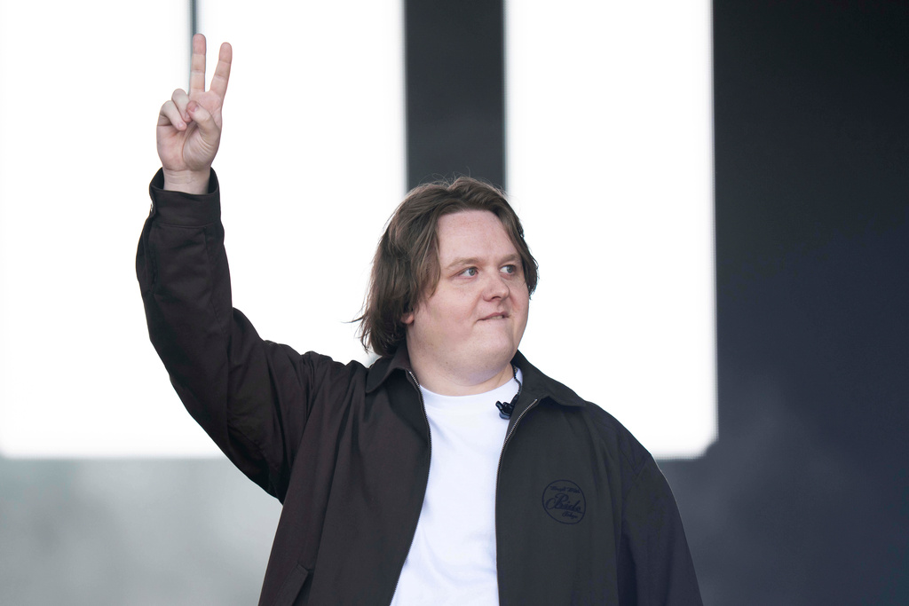 Lewis Capaldi till Sverige
