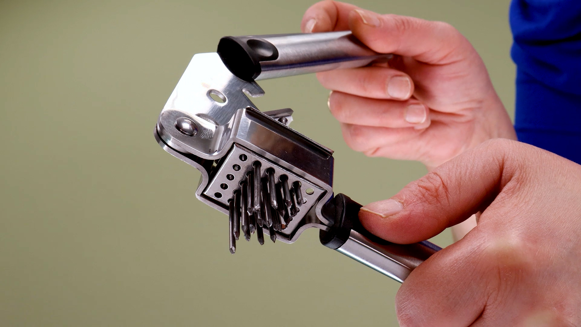 Simple Aluminum Foil Hacks Everyone should Know