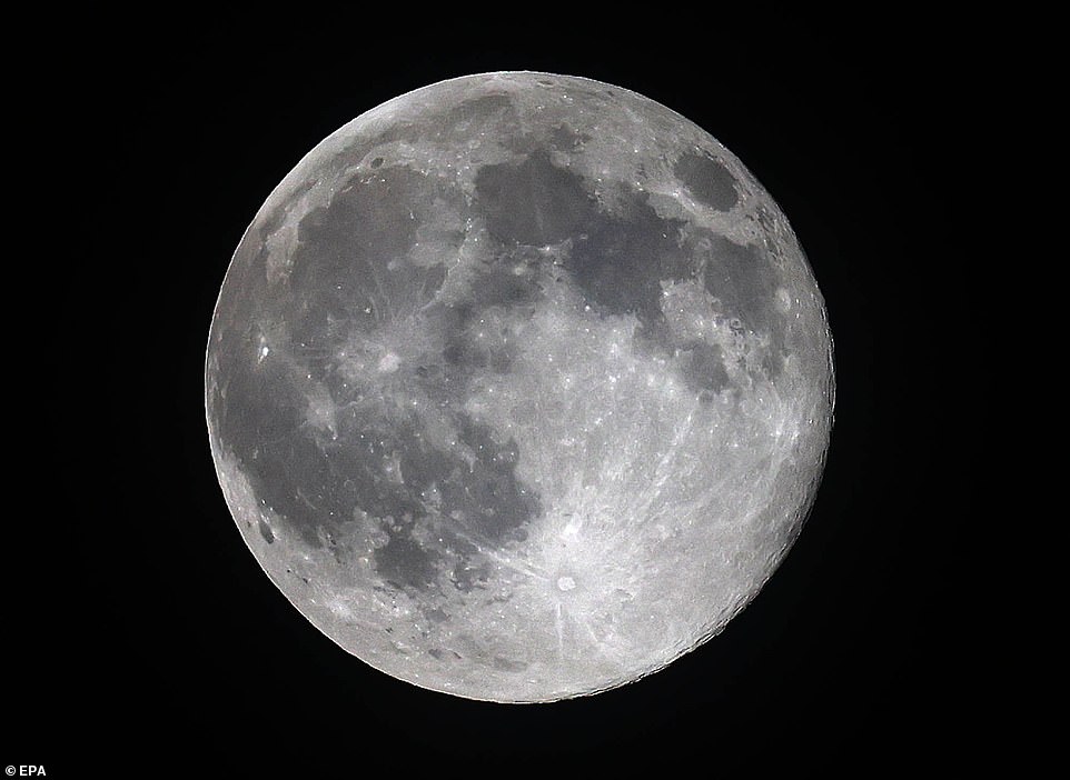 Scientists propose a new theory for the origin of the moon