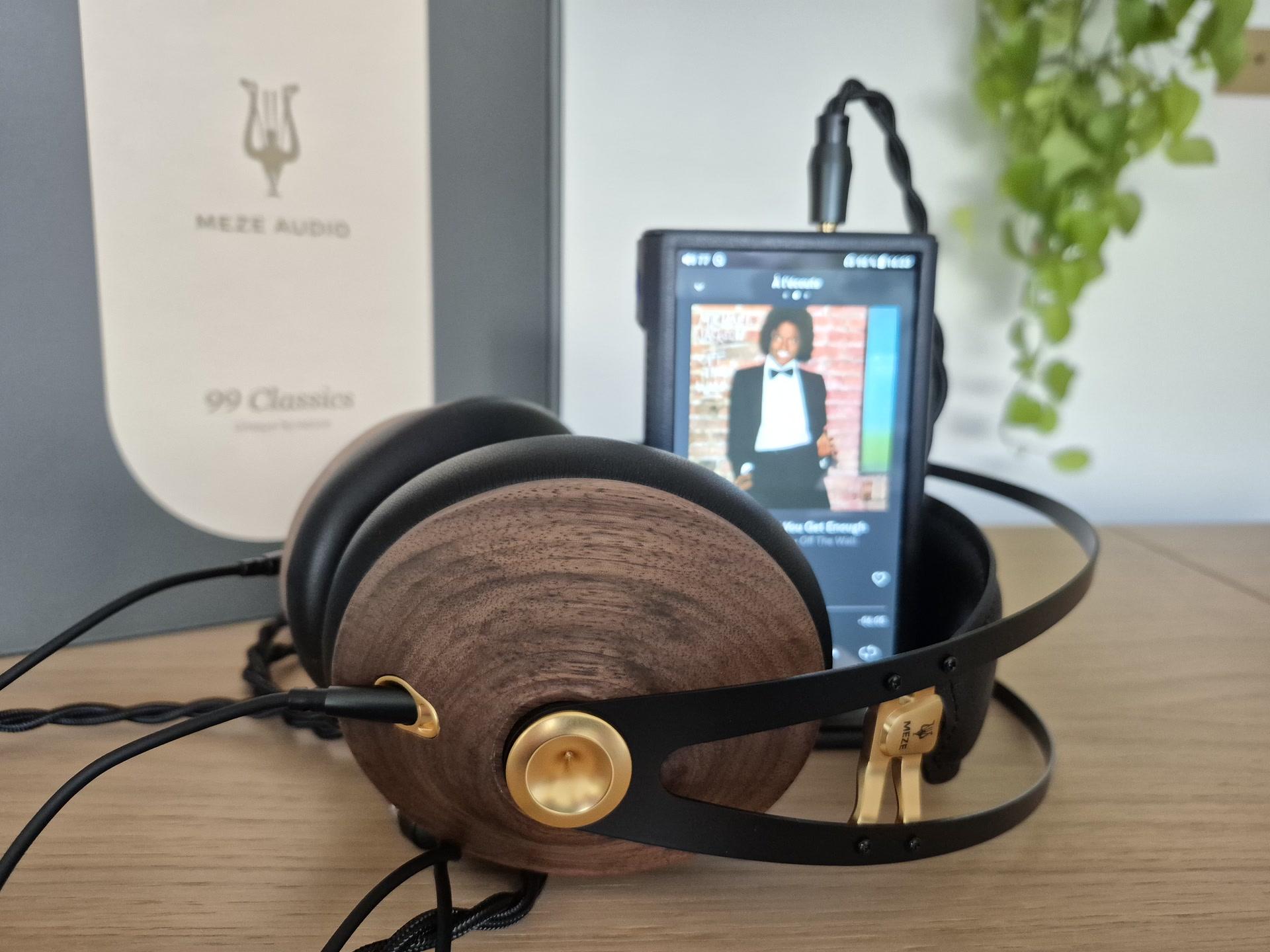 On a testé le Meze 99 Classics Gen2 : le retour d’un mythe, magnifié et ...
