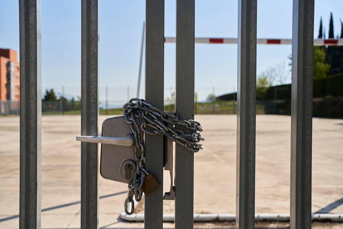 Greve na função pública: adesão a rondar os 90% no setor da saúde ...