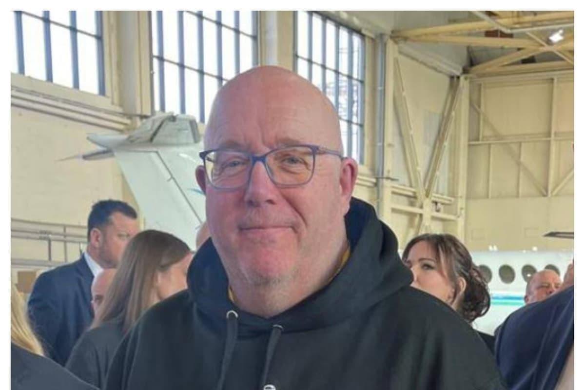 Doncaster Sheffield Airport: Campaigner urges politicians to back funding