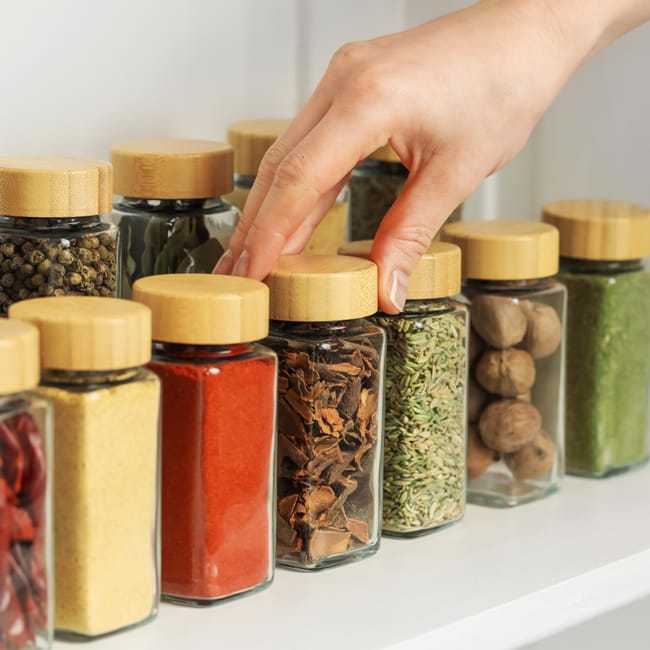 5 Anti-Inflammatory Spices Experts Recommend For Gut Health, Digestion ...