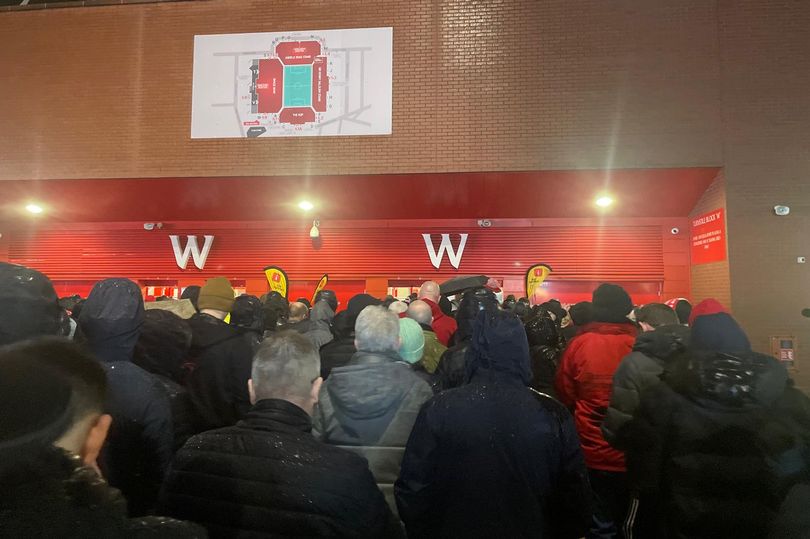 'Ten minute' warning issued to Liverpool fans attending games at Anfield