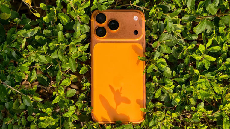 Apple iPhone 17 Pro Max review: A big leap in Power, Cameras and ...