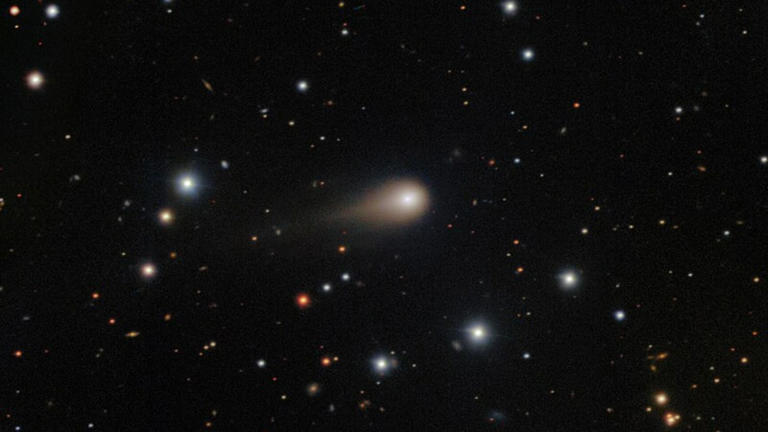 Interstellar Comet 3I/ATLAS Sparks Suspicion, Experts Criticise NASA's Data