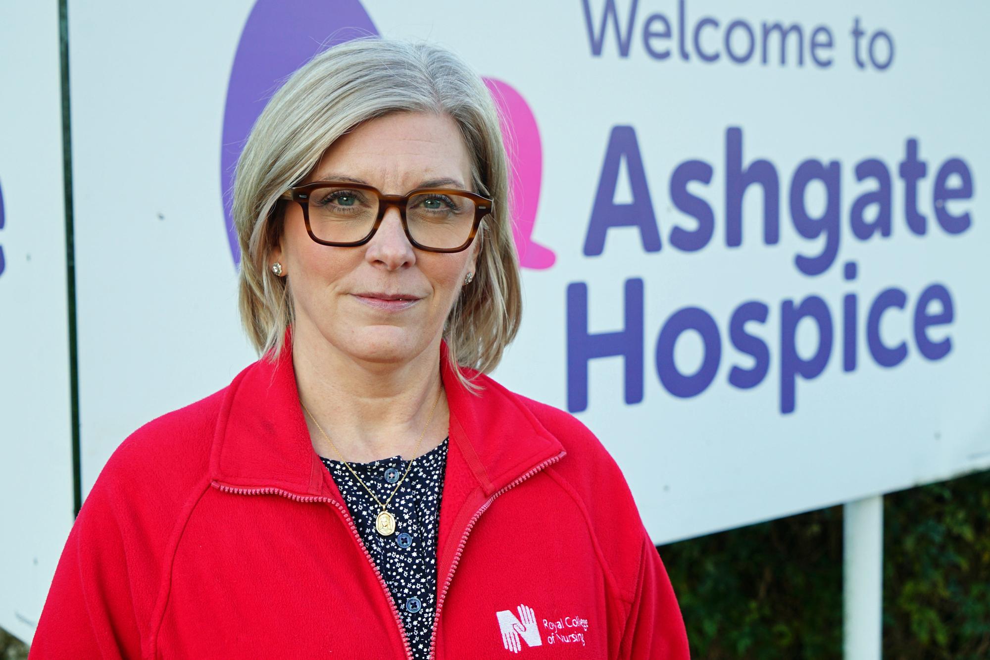 Ashgate Hospice: Petition to save Chesterfield nurses gets 900 ...