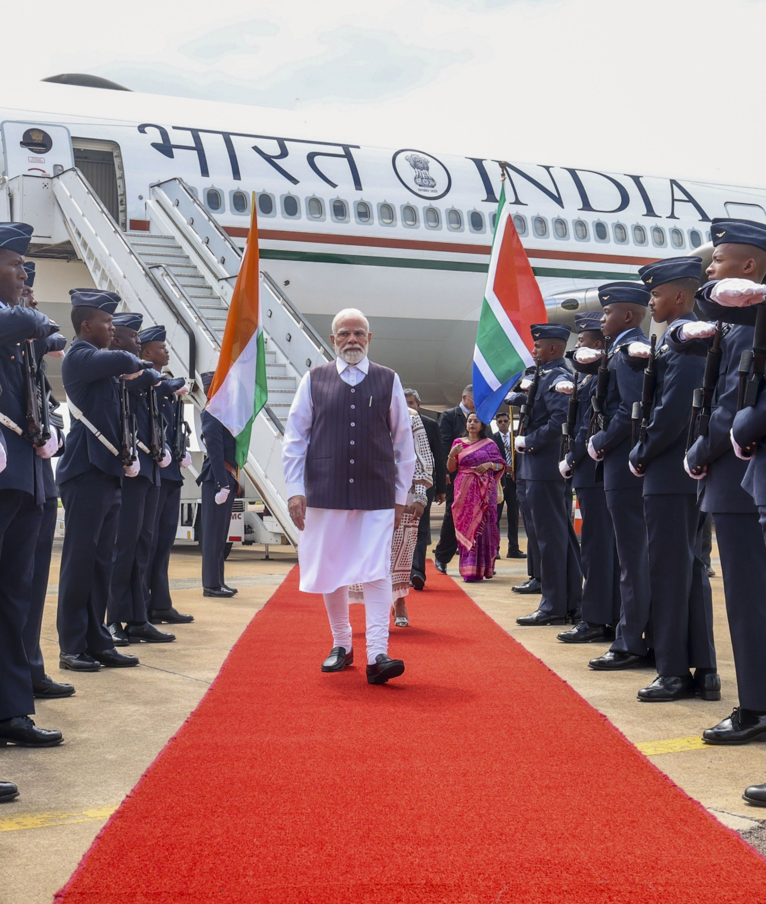 PM Modi arrives in South Africa to attend G20 summit, says looking ...