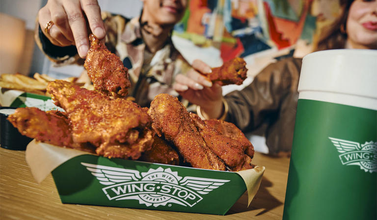 Wingstop draws massive early morning crowd as they open first Irish ...