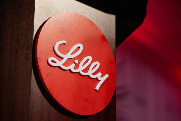 Eli Lilly Touches $1 Trillion Market Cap on Booming Weight-Loss Drugs