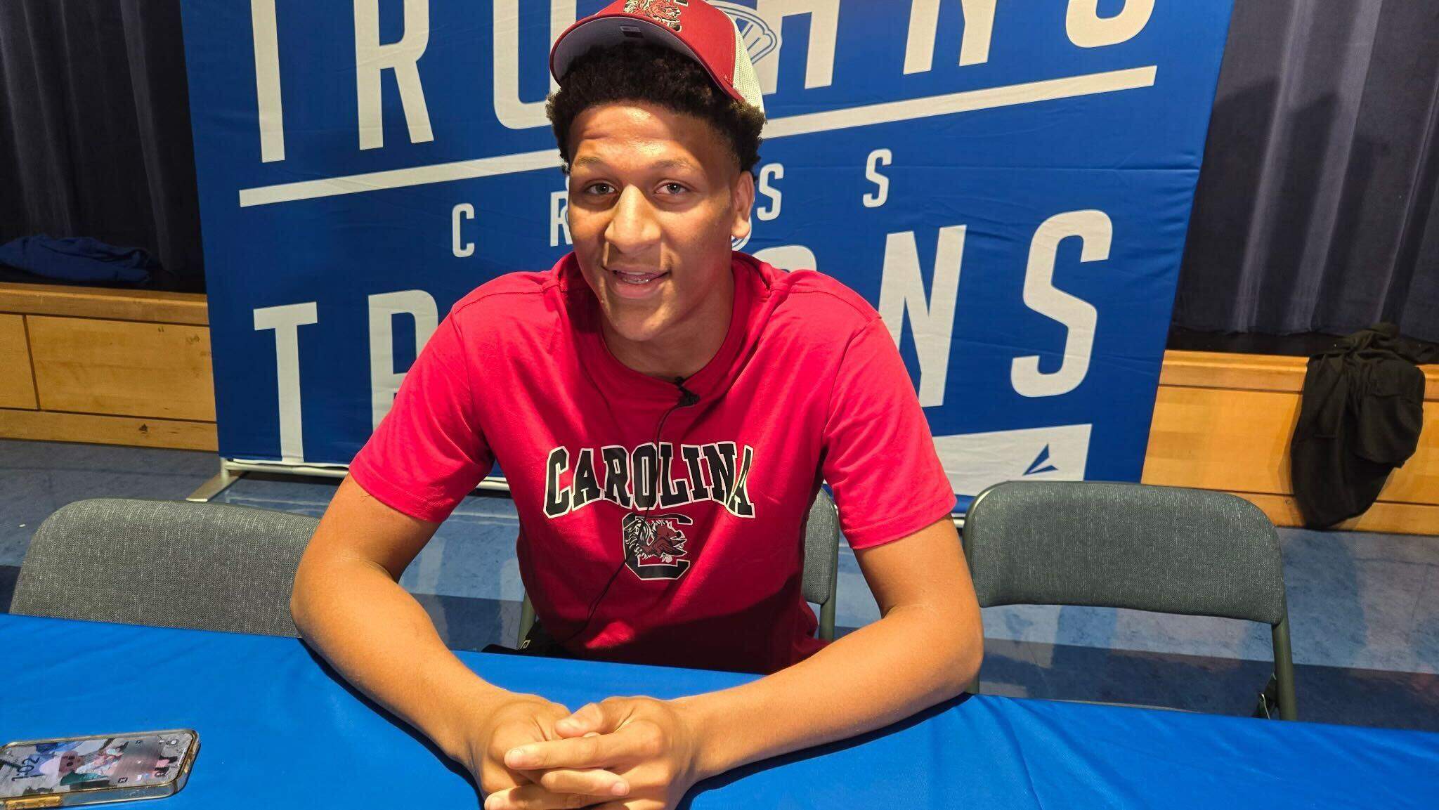 Why this in-state football recruit is staying locked in with USC ...