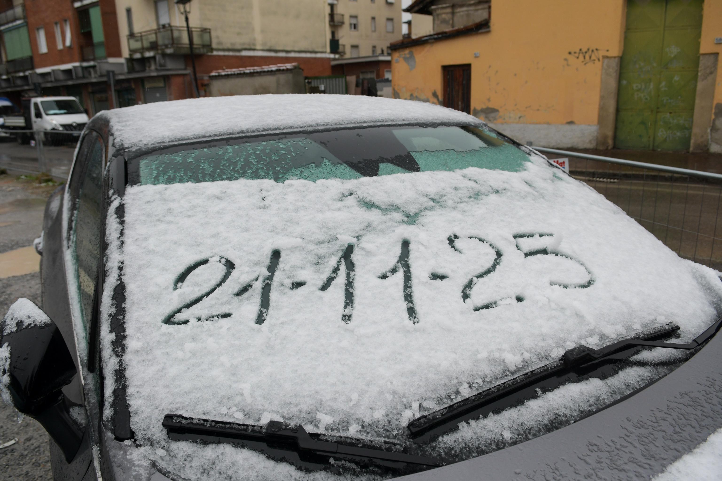 First snow hits Italy