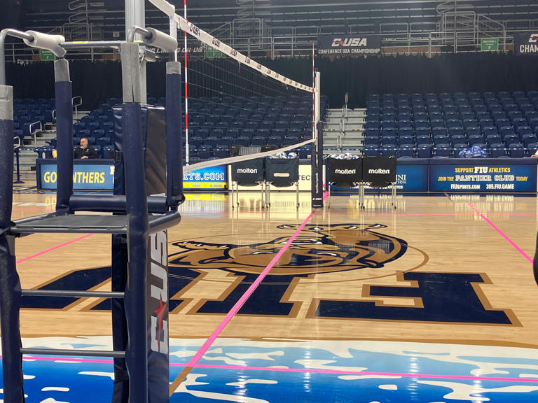 No. 1 UTEP volleyball falls in major upset vs Missouri State: Score