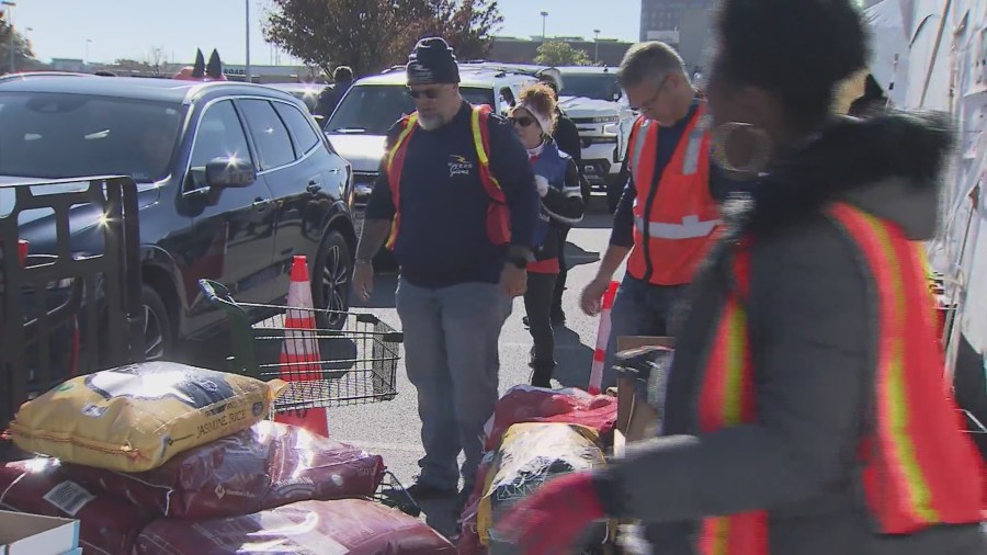 Mayflower Marathon food drive kicks off ahead of holiday season