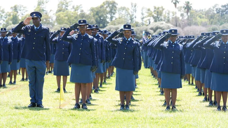 Over 3,000 new cops pass out on parade to bolster security for G20 Summit