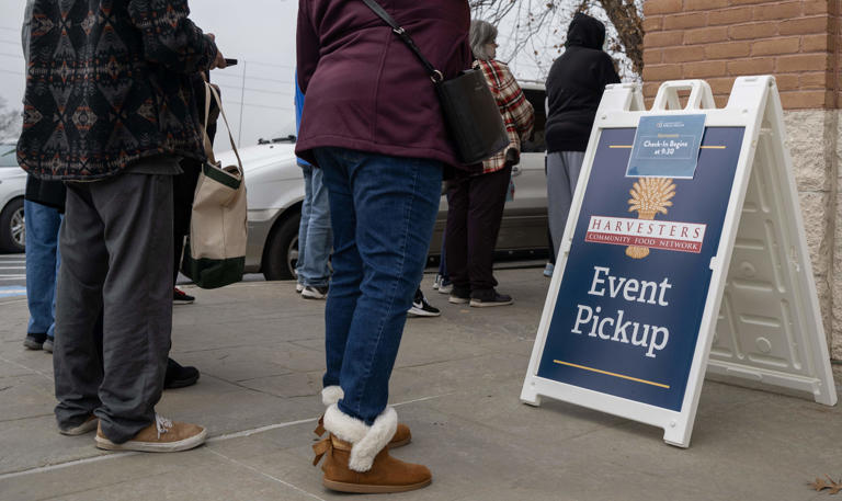 Food lines grow as SNAP delay, rising costs stretch KC families in ...