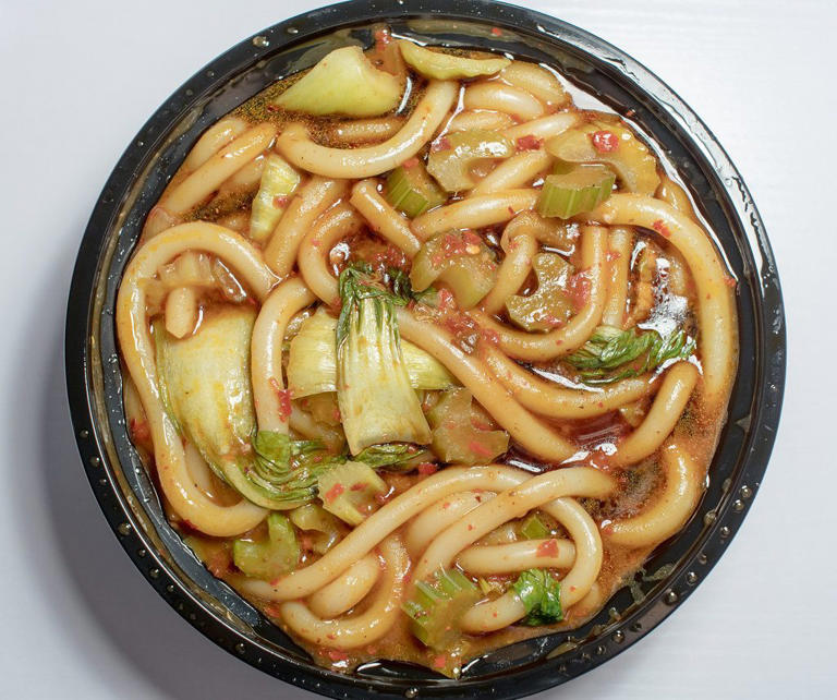 10 countries where people still cook at home the most and 4 that live ...