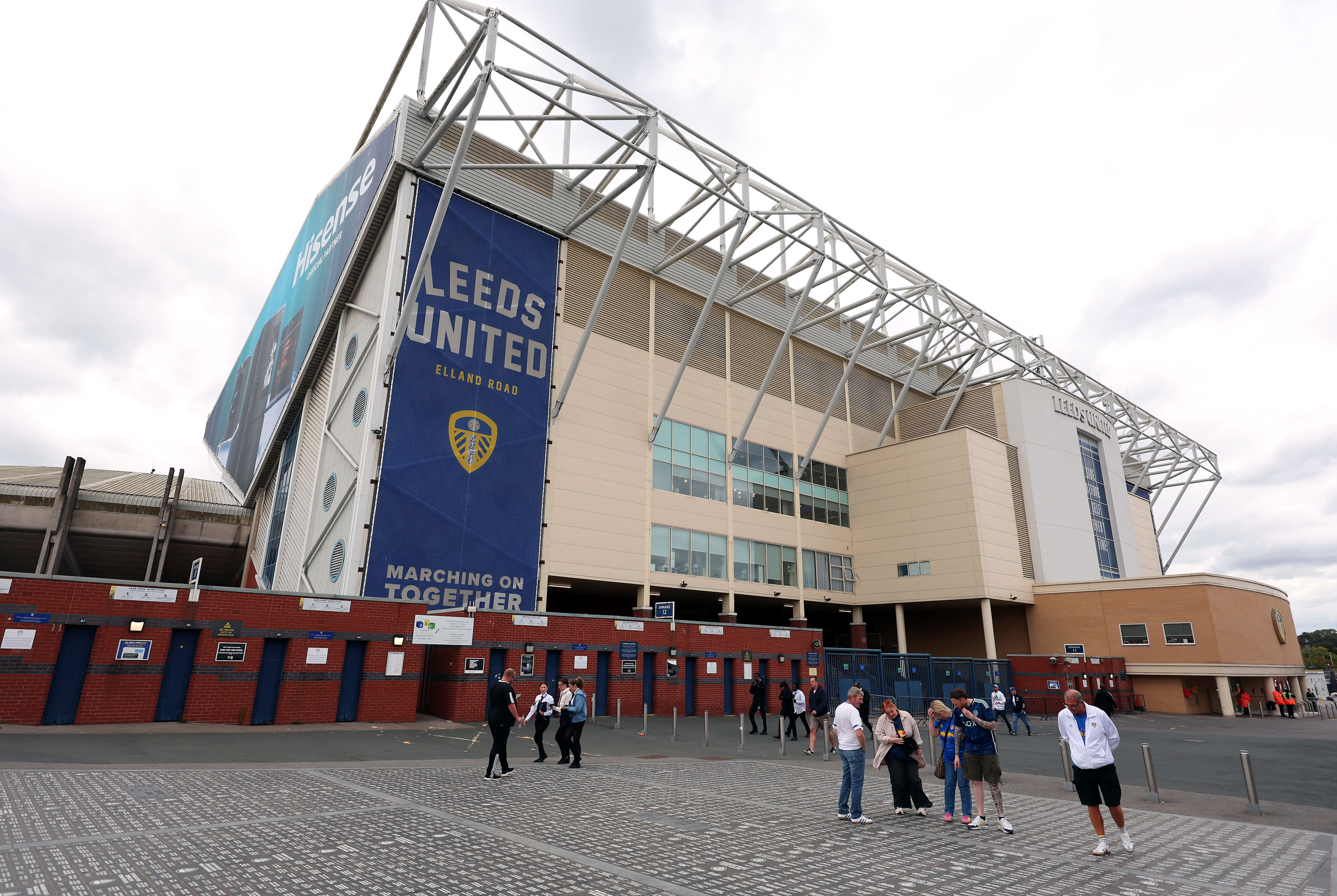 Leeds United learn late 2026/27 Premier League start date with Boxing ...