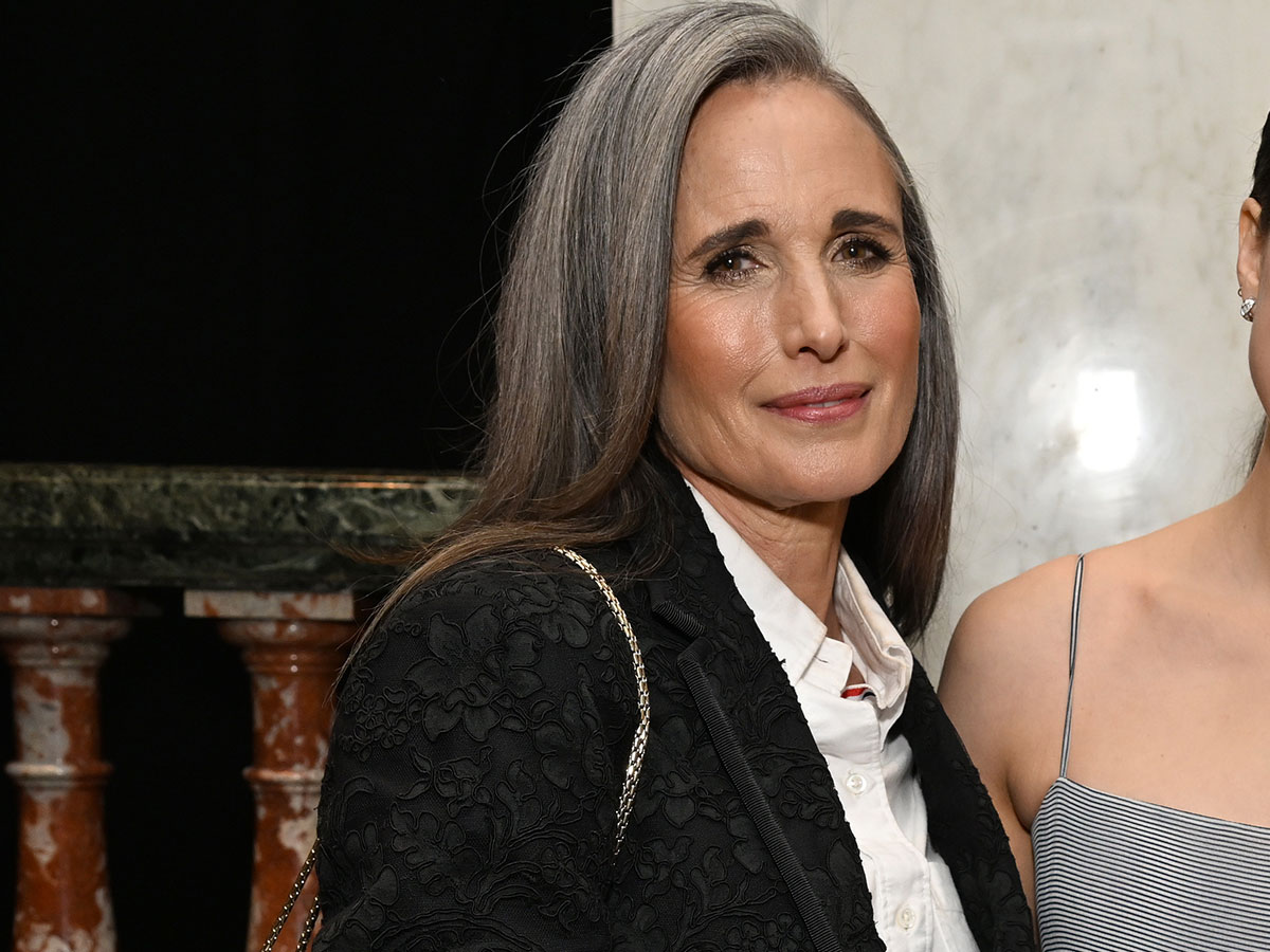 Photos that prove gray hair is actually beautiful—these transitions are ...
