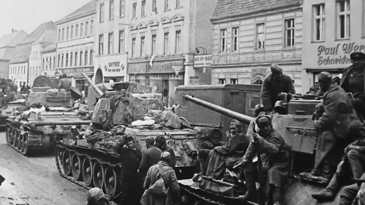 Königsplatz 1945: The Last German Stand and the Soviet Push to Victory