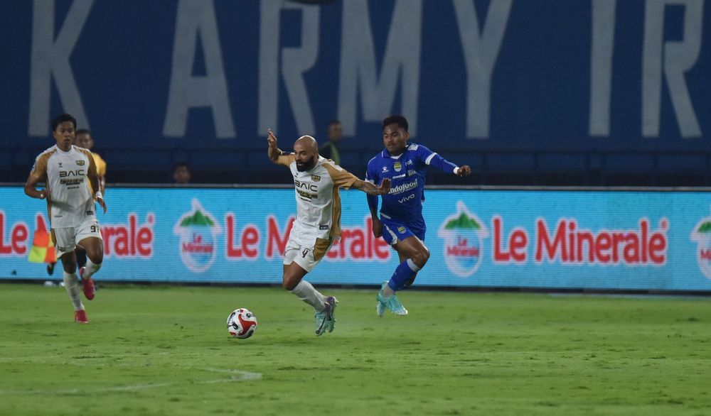 Hasil Super League 2025/2026 - Lepas dari Kutukan Dewa United, Persib ...