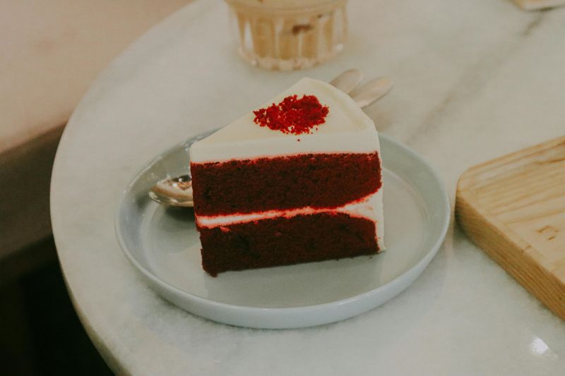 12 Grocery Store Bakery Cakes Locals Quietly Swear Are Better Than Homemade