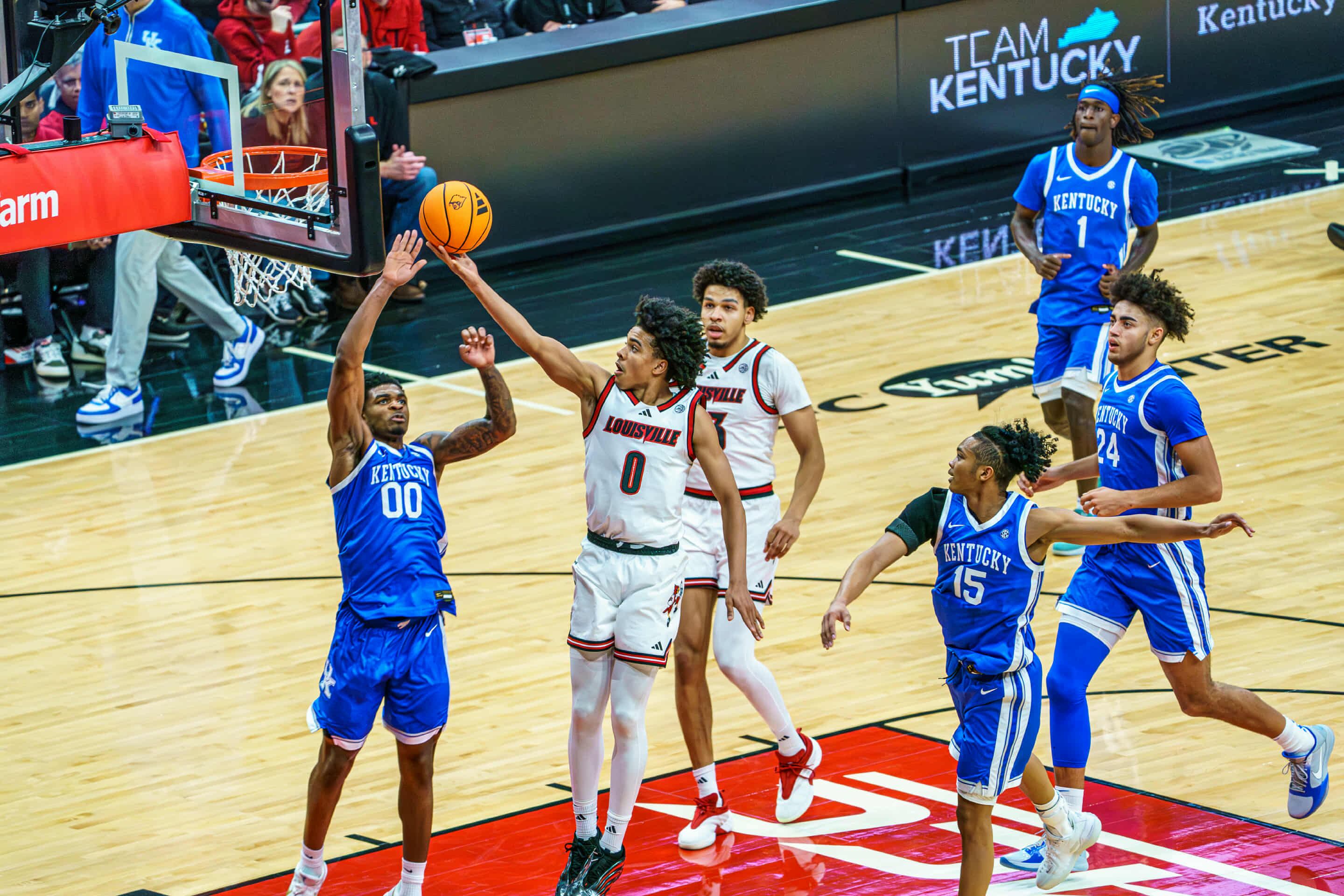 Kentucky and UofL stars to both appear at opening of DICK’s Sporting ...