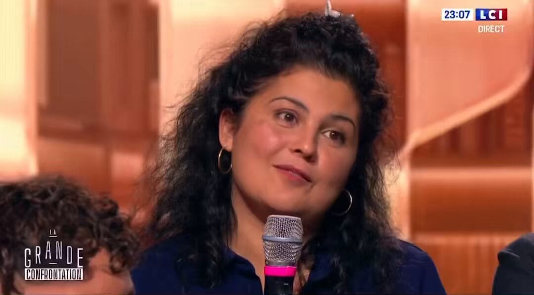 Nelly, la restauratrice qui a tutoyé Raphaël Glucksmann sur LCI, était ...