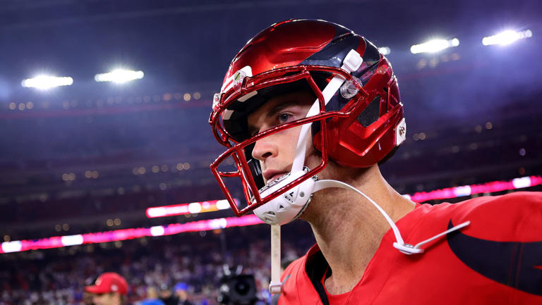 Davis Mills Sets Record Straight as DeMeco Ryans Talks Texans’ QB Situation