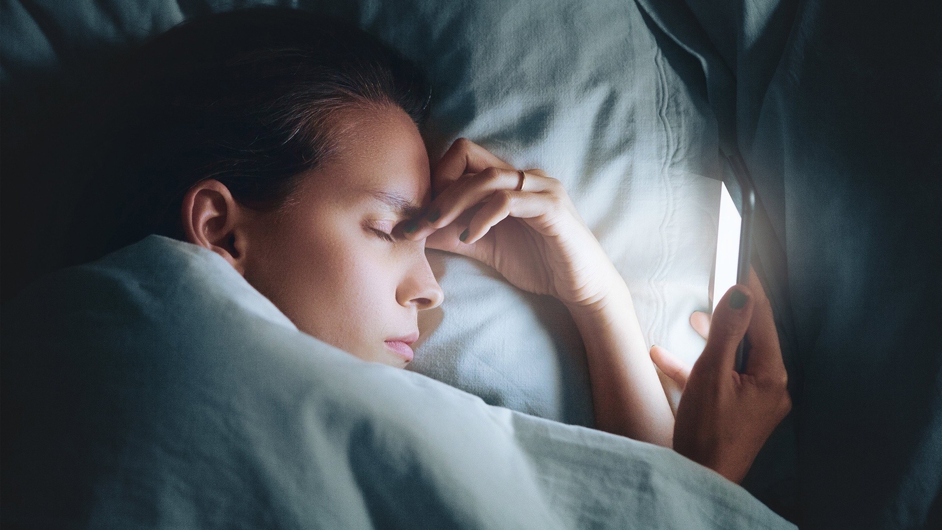 Night Time Light Exposure May Be Linked to Heart Disease: Study