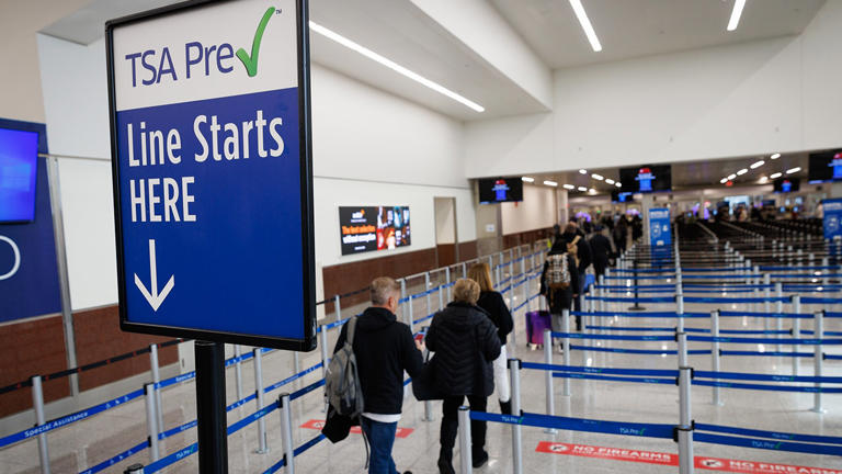 How to check TSA wait times at Texas airports