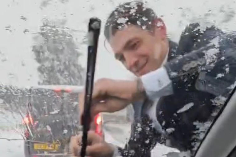 'Like a bad movie': North Yorkshire wedding guests trapped in snow dig ...